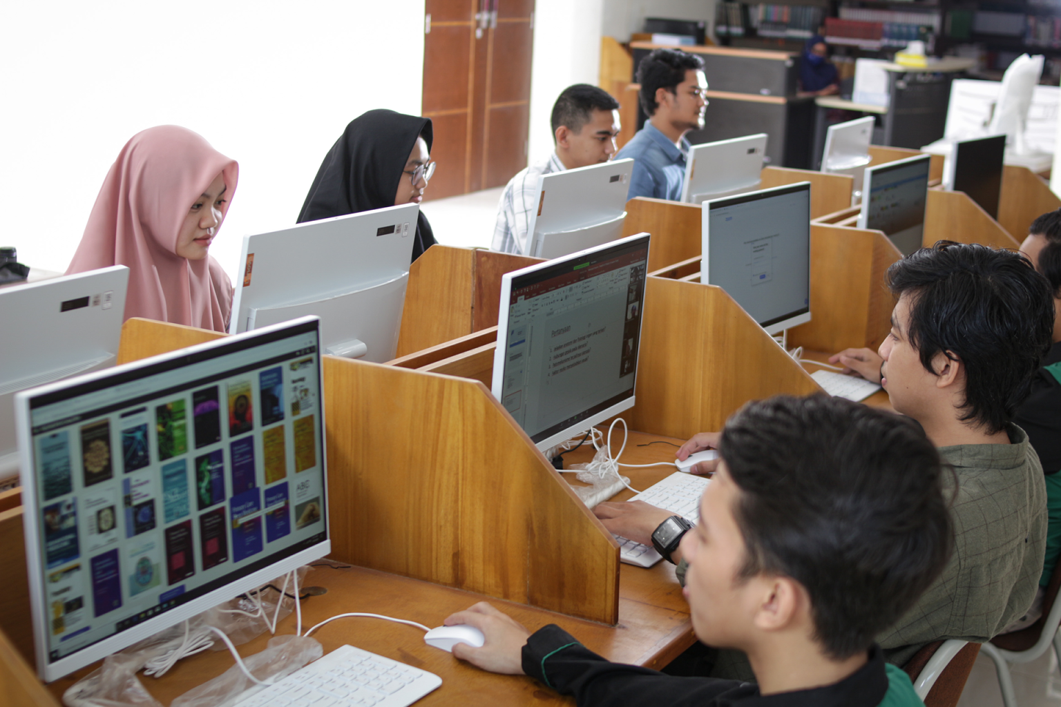 Informatika - UNISMUH MAKASSAR